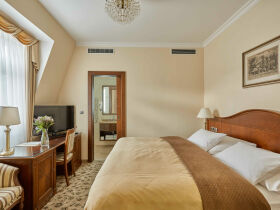 Romantischer Aufenthalt im Hotel Romance in Karlsbad - 3 Tage - Hotel ...